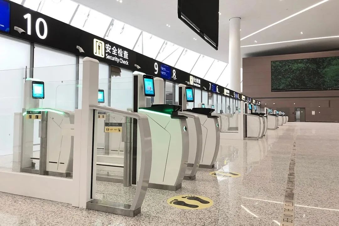 CAMBAUM / 行远必自迩，笃行而不倦 | 康保中国打造成都天府国际机场全新智慧旅客服务体验